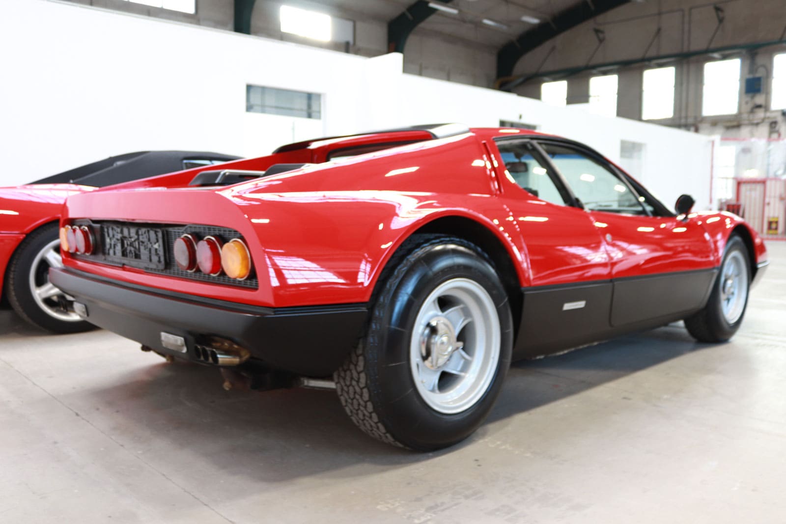 Fahrzeugaufbereitung von FAT für den Ferrari